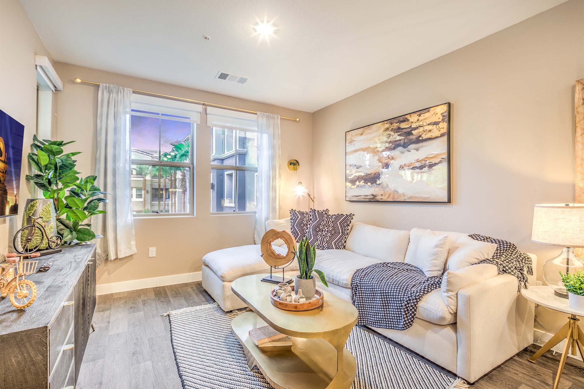 Aspire At Grand Canyon Apartments